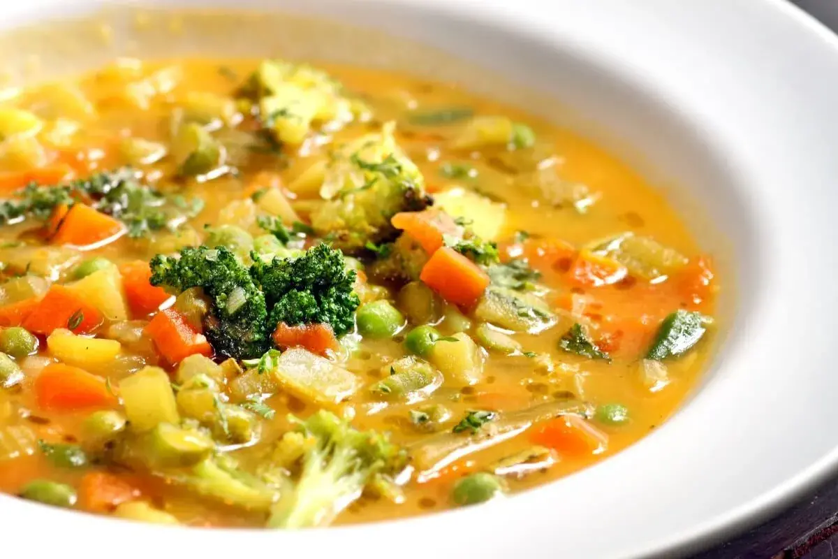 Sopa de Legumes: com sabor de infância! - Alimentação e Treino
